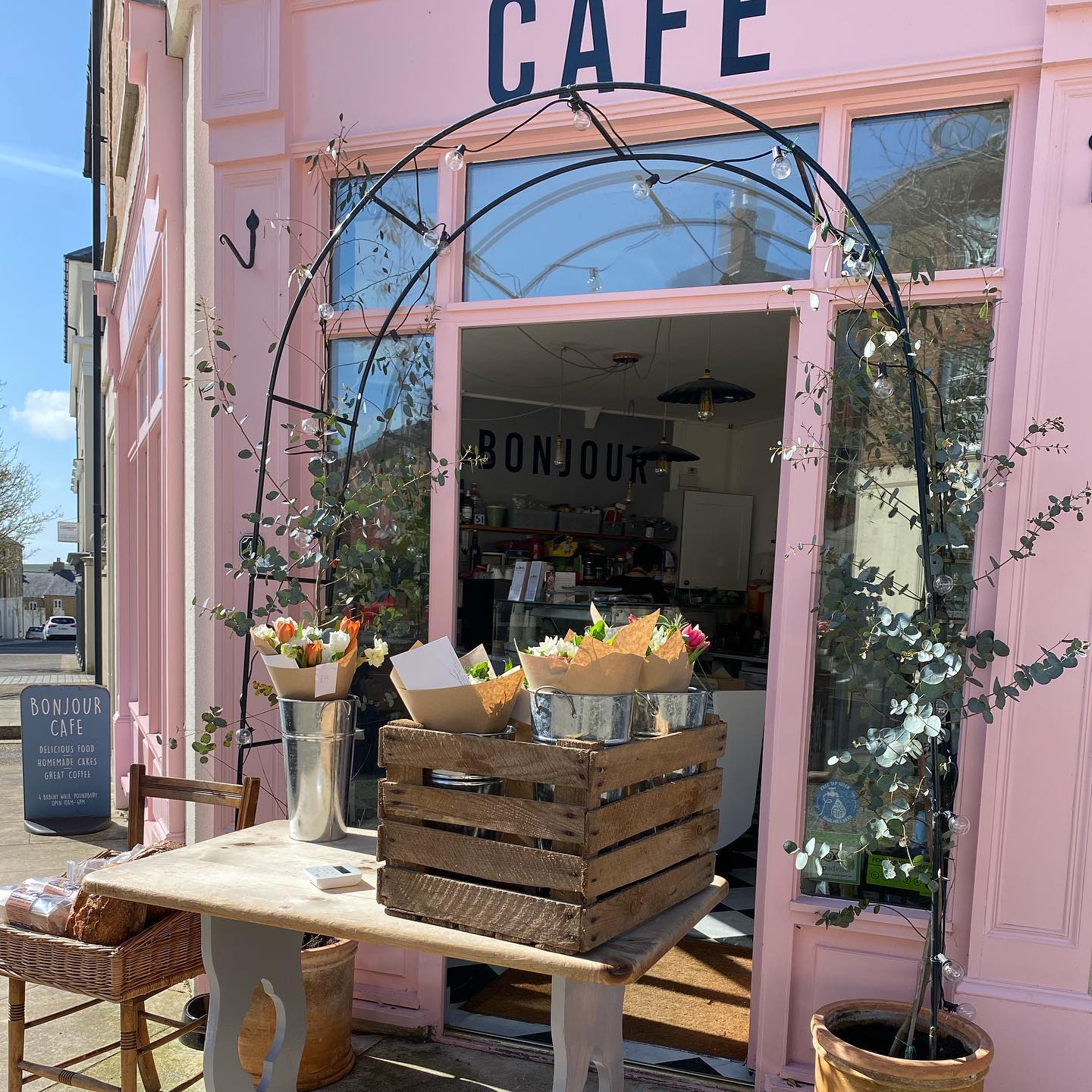 Bonjour Cafe - Discover Dorchester